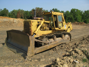Detailed Features Caterpillar D9L and D9H Crawler Dozers